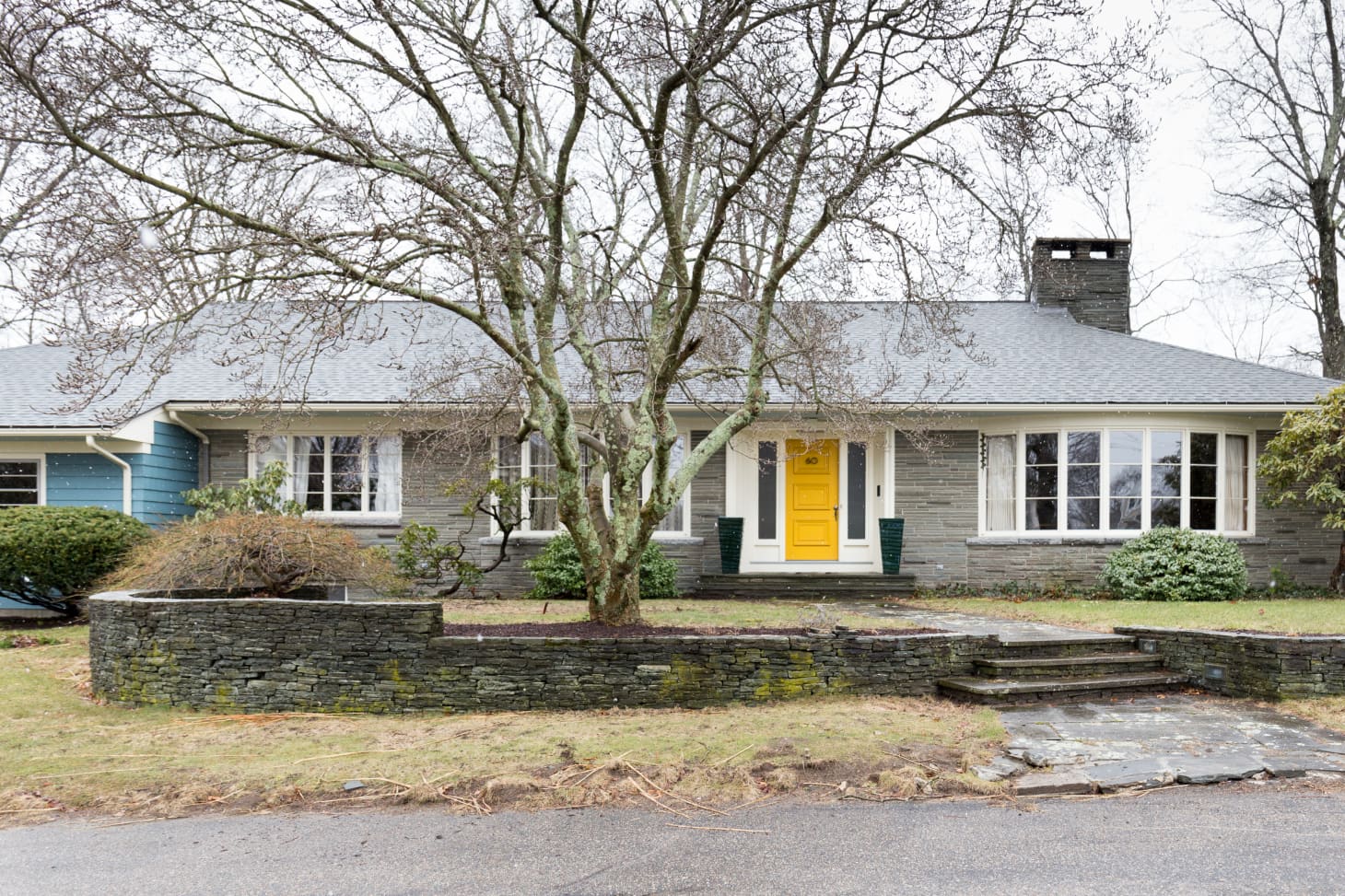 Ranch House Exterior Renovation Ideas to Steal | Apartment Therapy