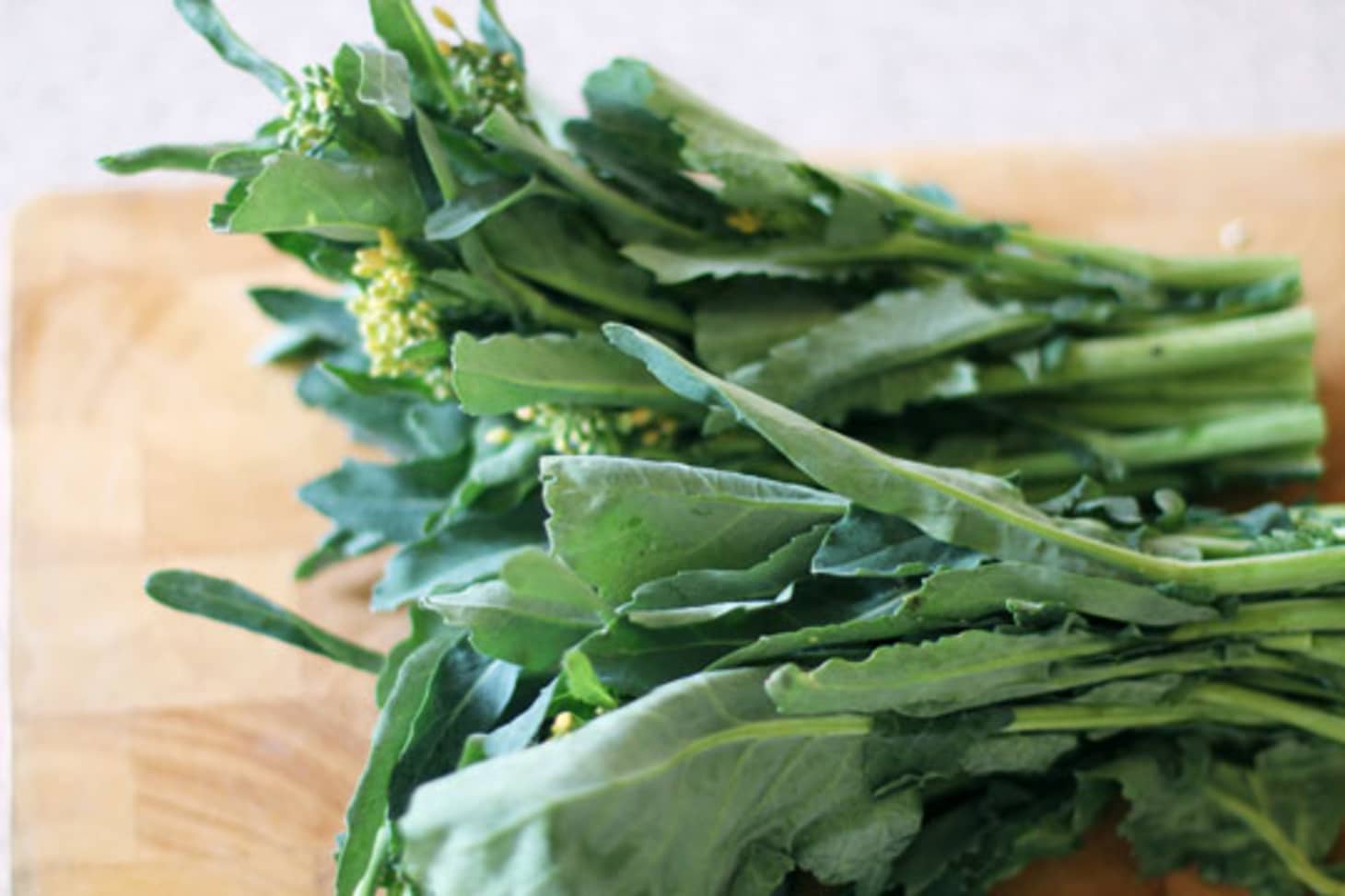 Essential Weeknight Recipe: Thai Stir-Fried Greens with Oyster Sauce ...