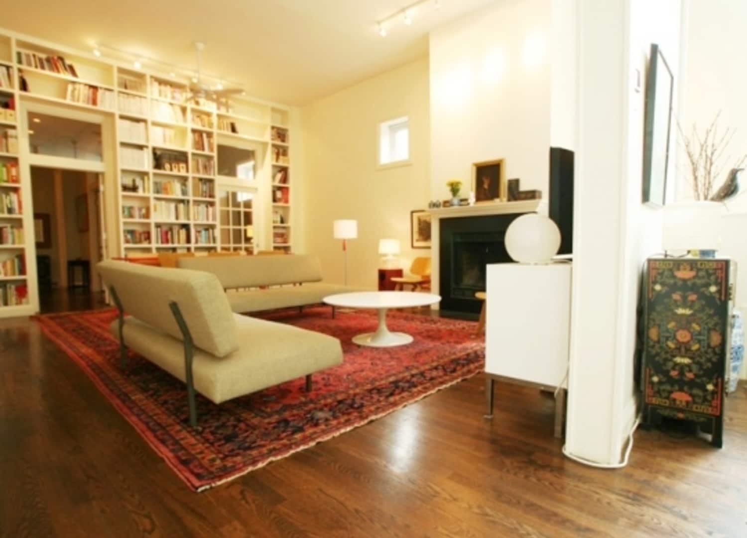 Calculating Optimum Distance from Sofa to TV | Apartment Therapy