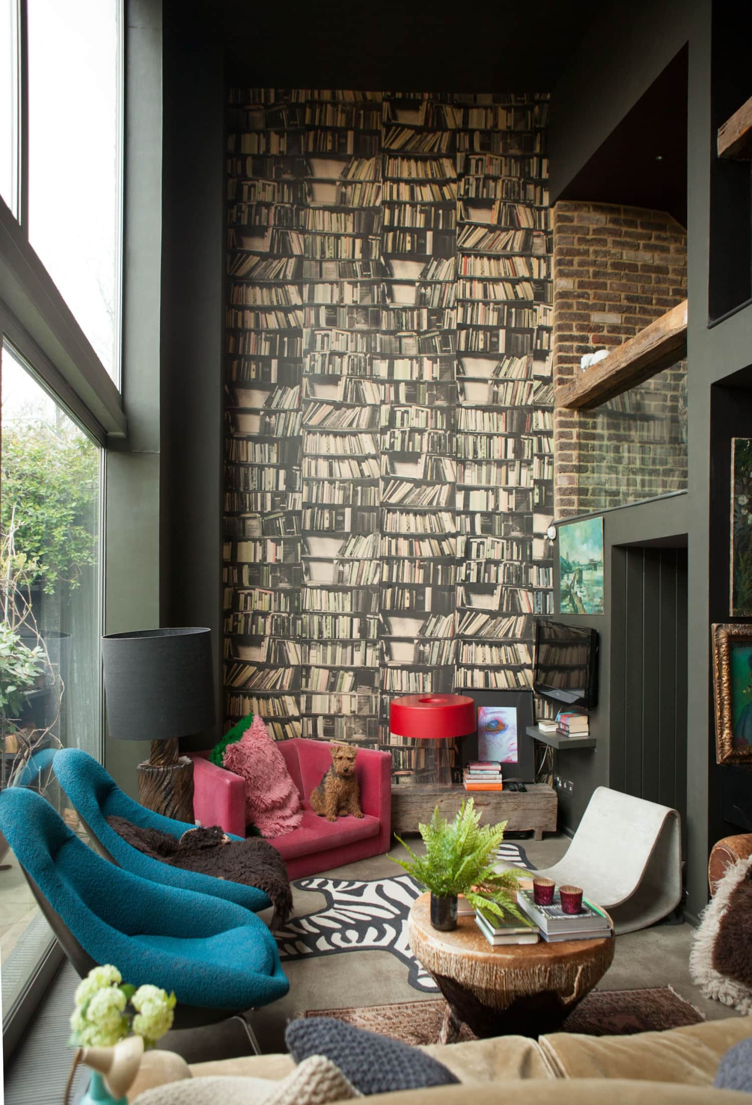 Abigail Ahern’s Dark and Dramatic East London Home | Apartment Therapy