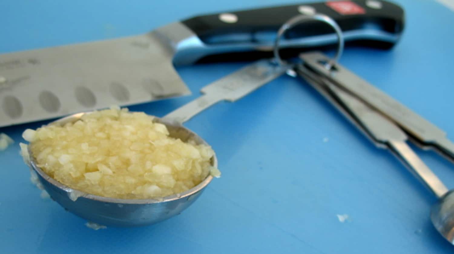 Recipe: DIY Garlic Paste | Kitchn