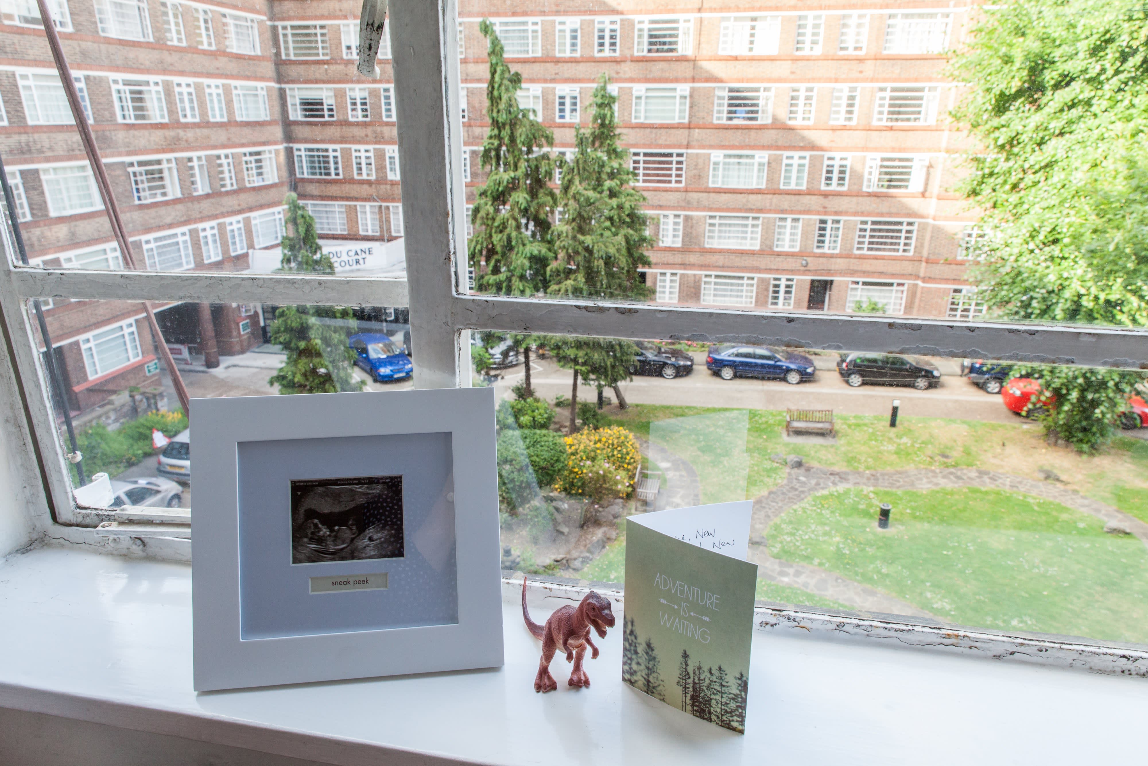 House Tour: A 270 Square Foot London Studio Apartment | Apartment Therapy