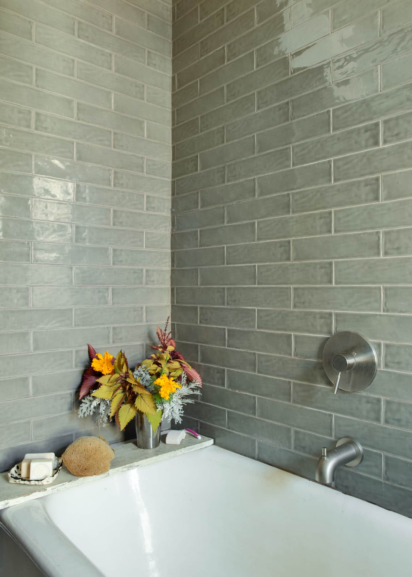 House Tour: A 280 Square Foot Brooklyn Studio Apartment | Apartment Therapy