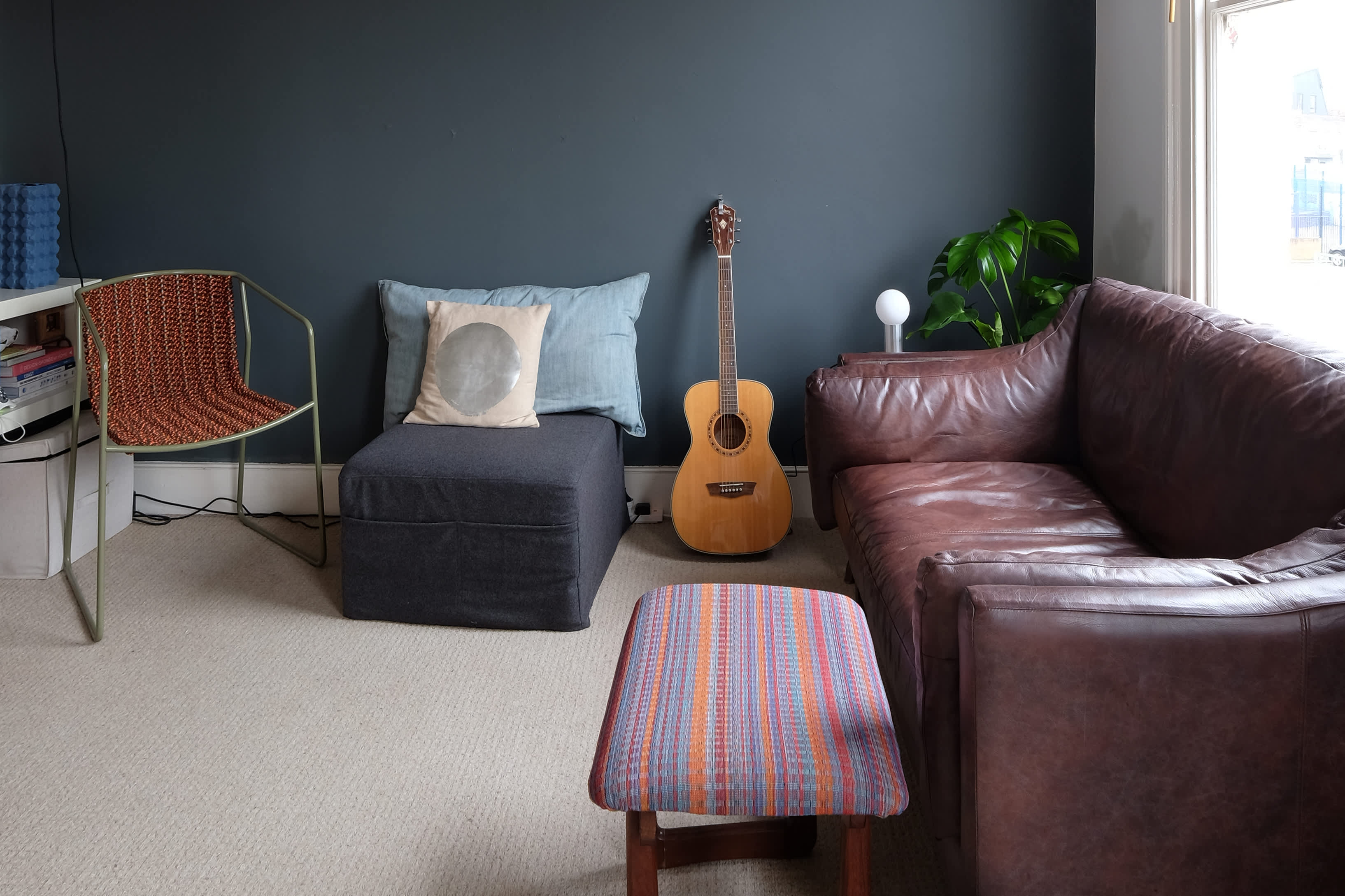 A Simple-Chic Small Flat in London | Apartment Therapy