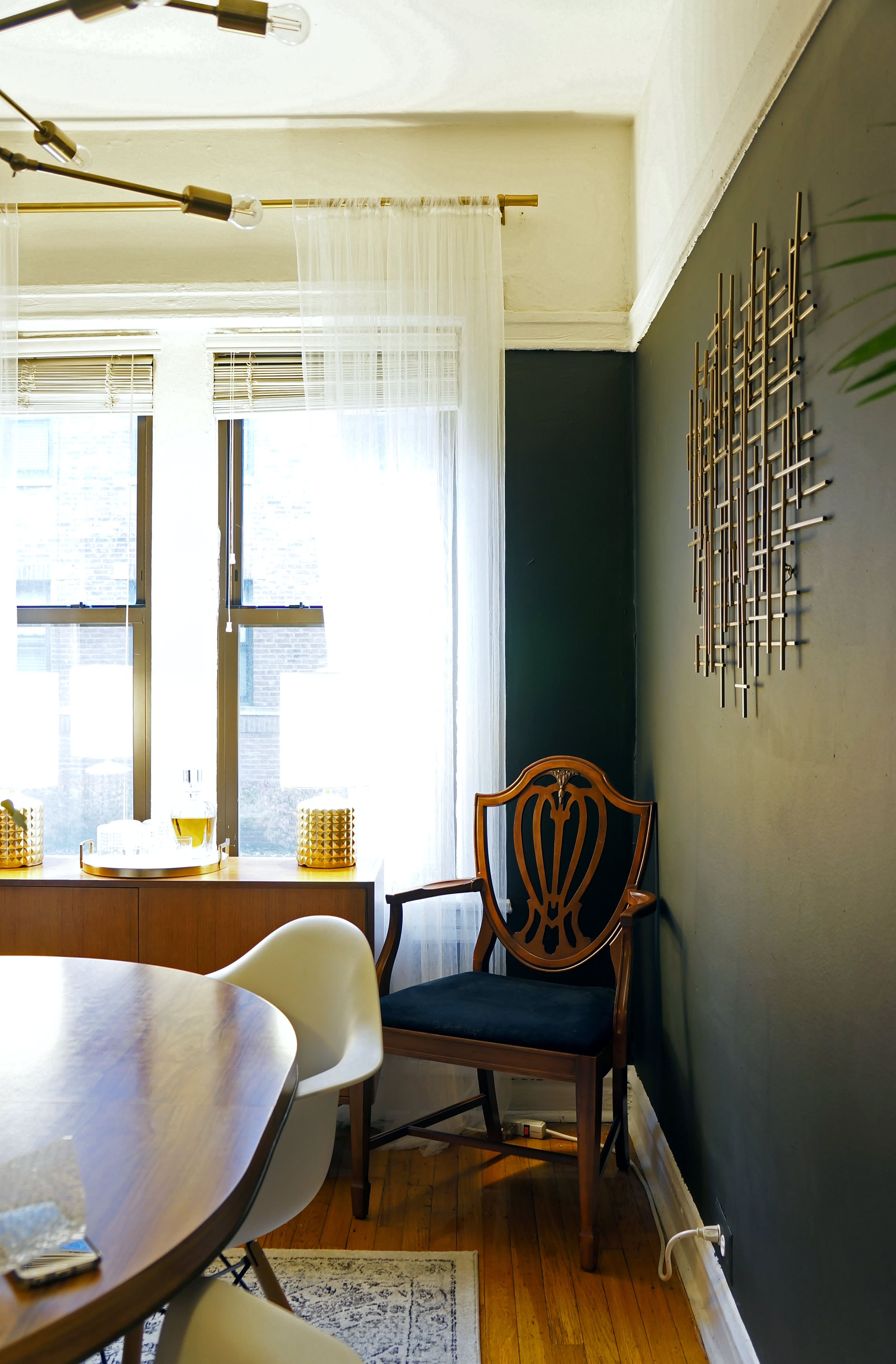 Small House Tour: A 550-Square-Foot Chicago Apartment | Apartment Therapy