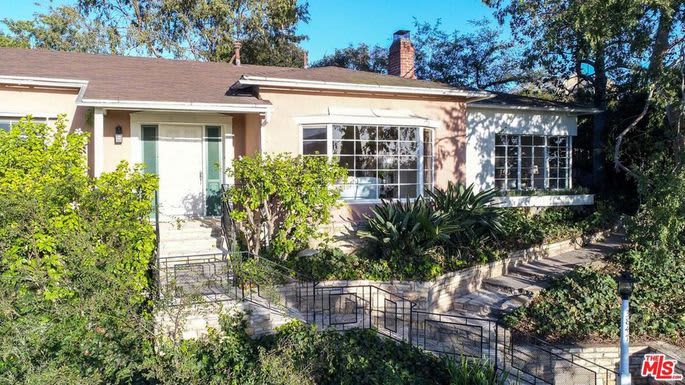 Joseph Gordon Levitt Home Photos | Apartment Therapy