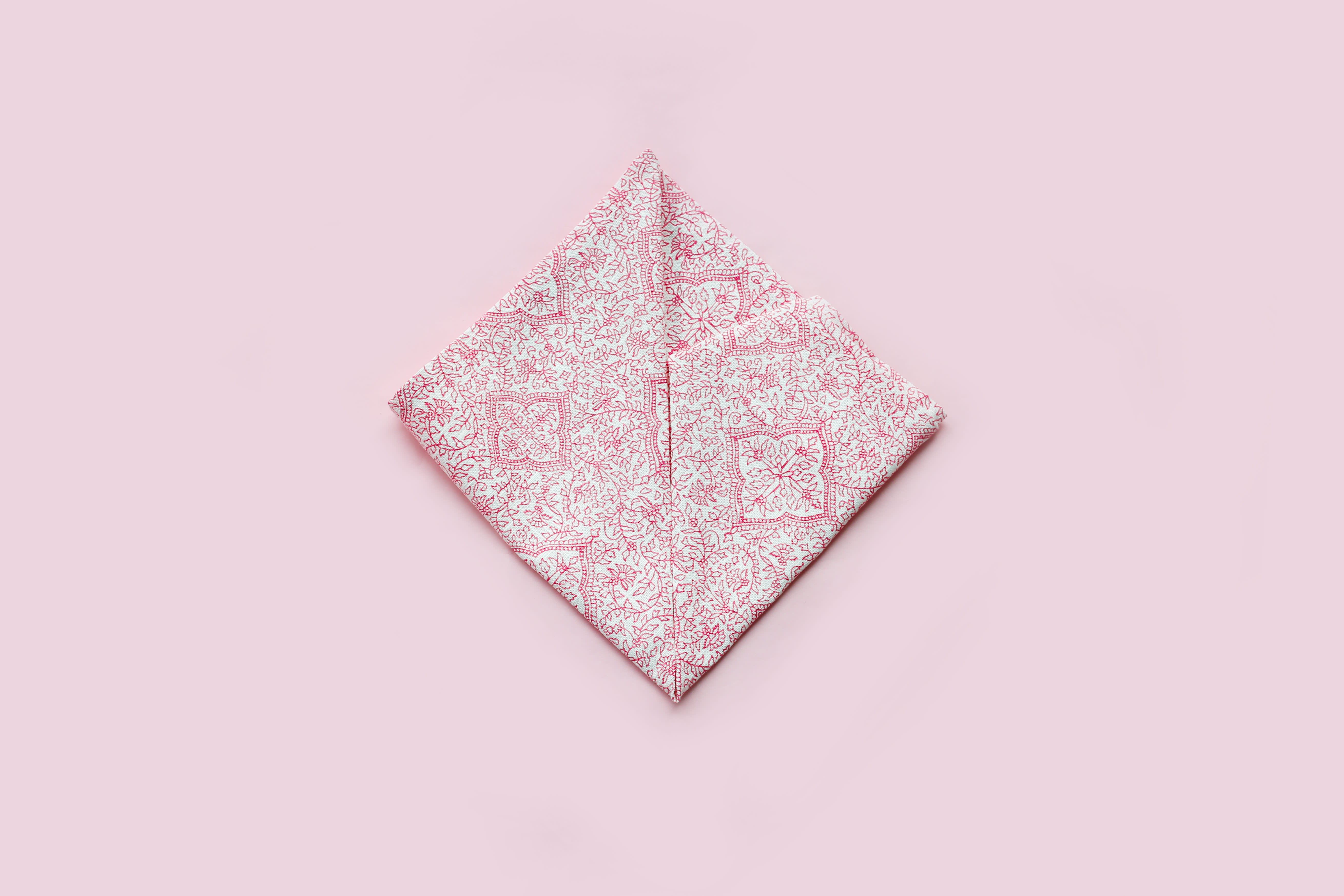 3 Modern Napkin-Folding Techniques Everyone Should Know | Kitchn