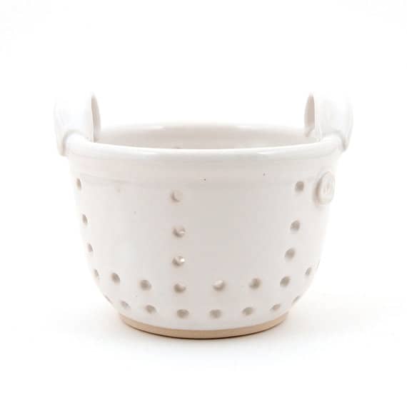 10 Stylish Colanders for Every Berry | Kitchn