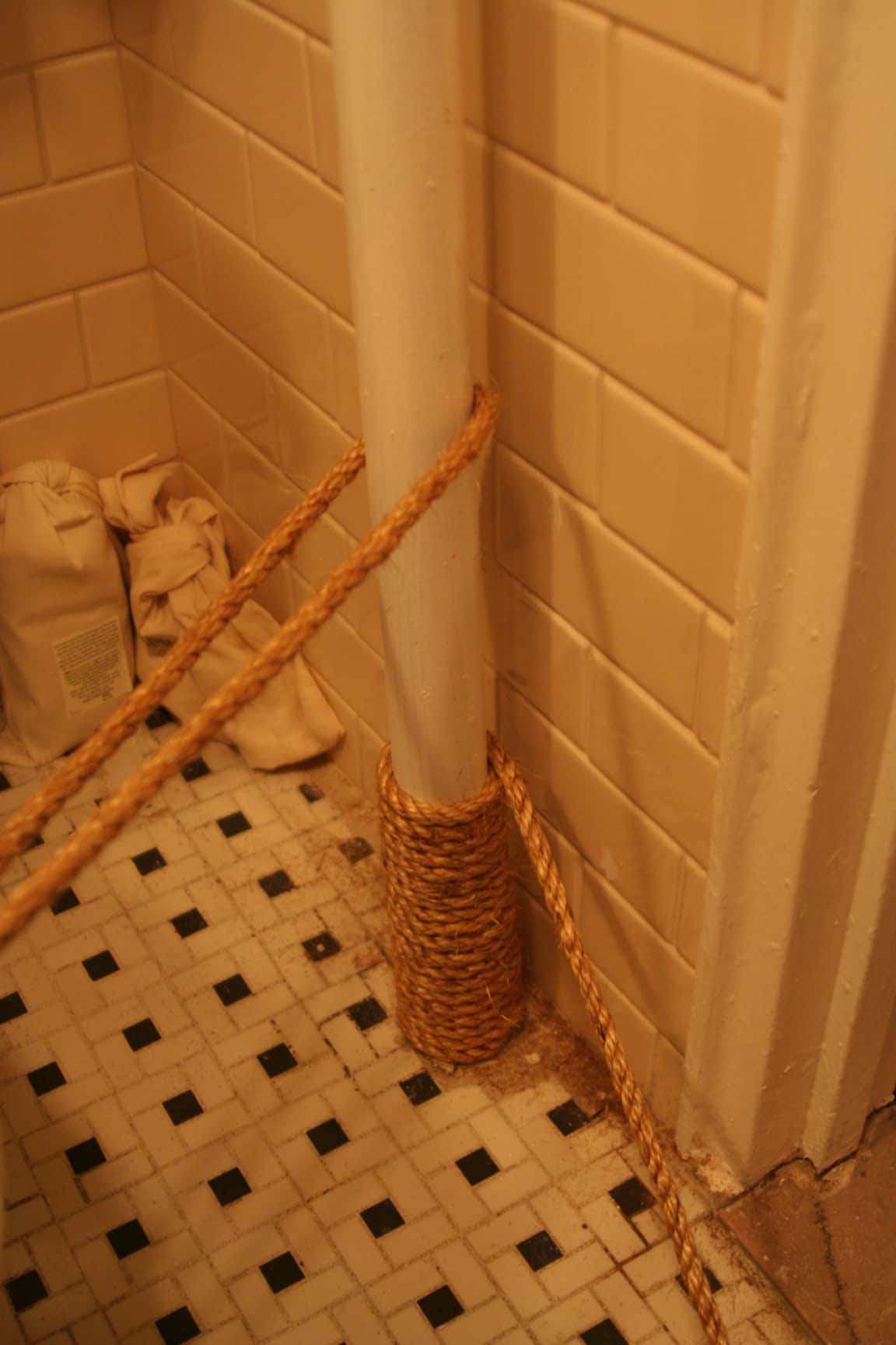 How To Insulate Hot Pipes with Rope | Apartment Therapy