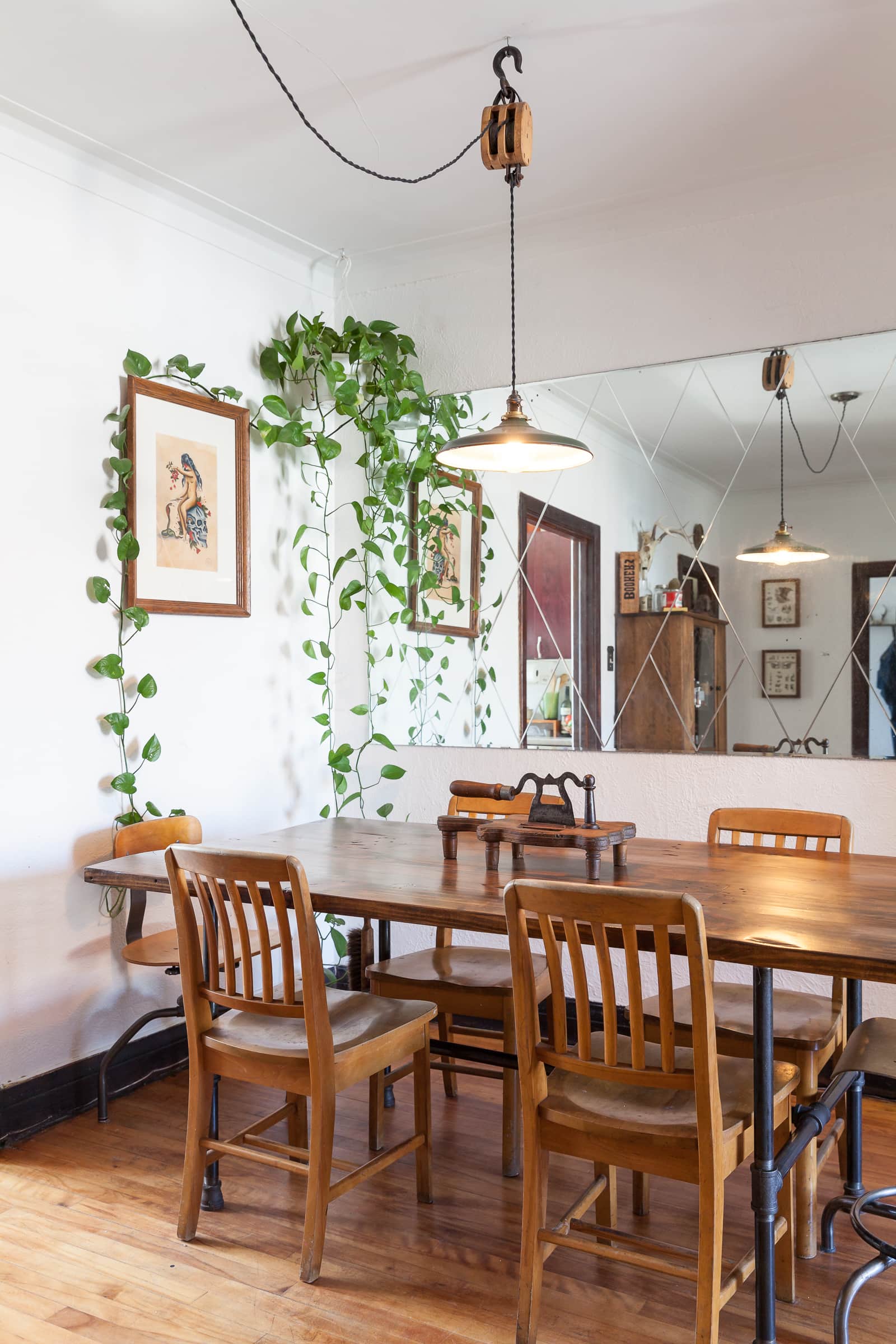 The Coziest Dining Rooms of All Time | Apartment Therapy