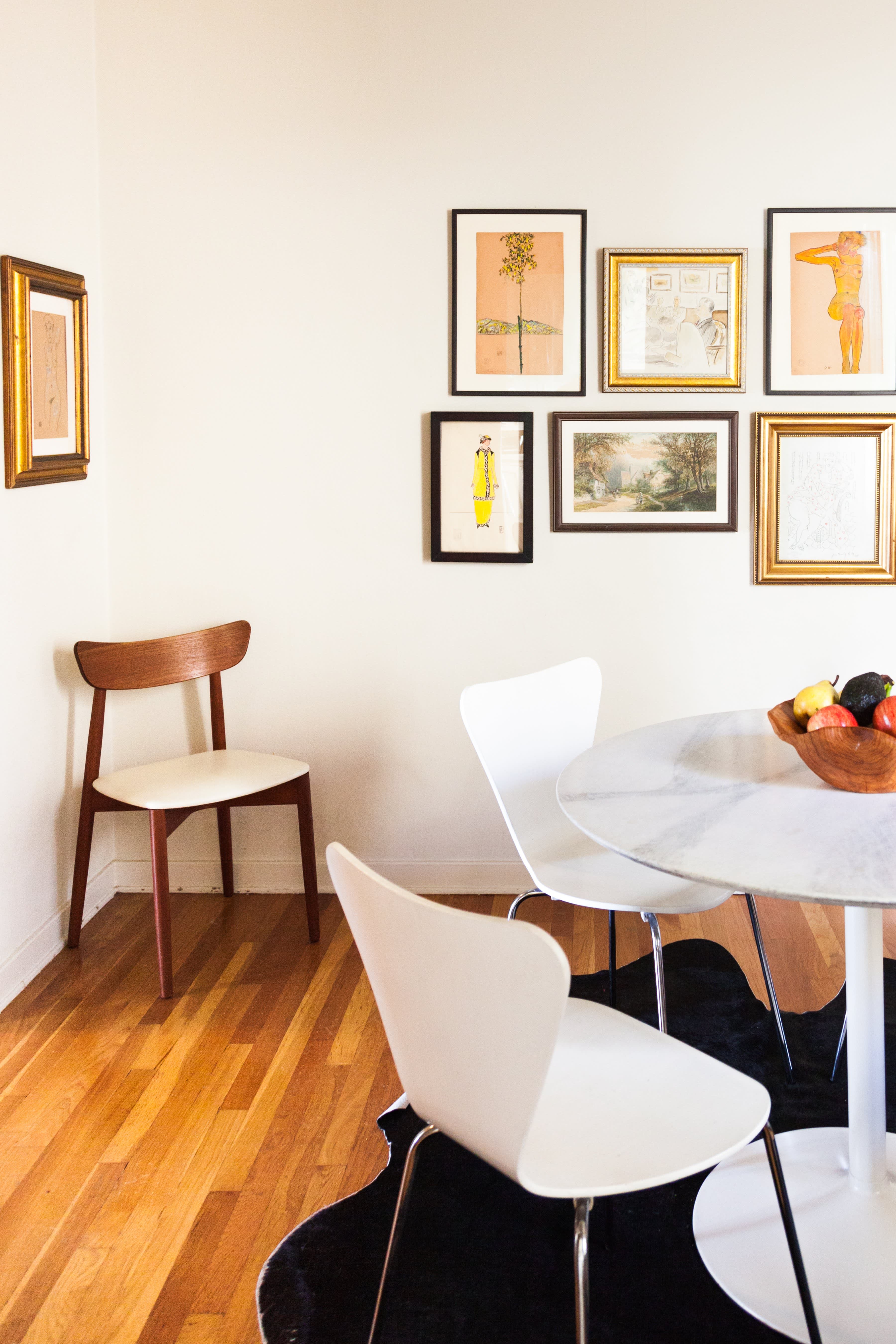 Gallery Wall Ideas - Creative Picture Walls | Apartment Therapy