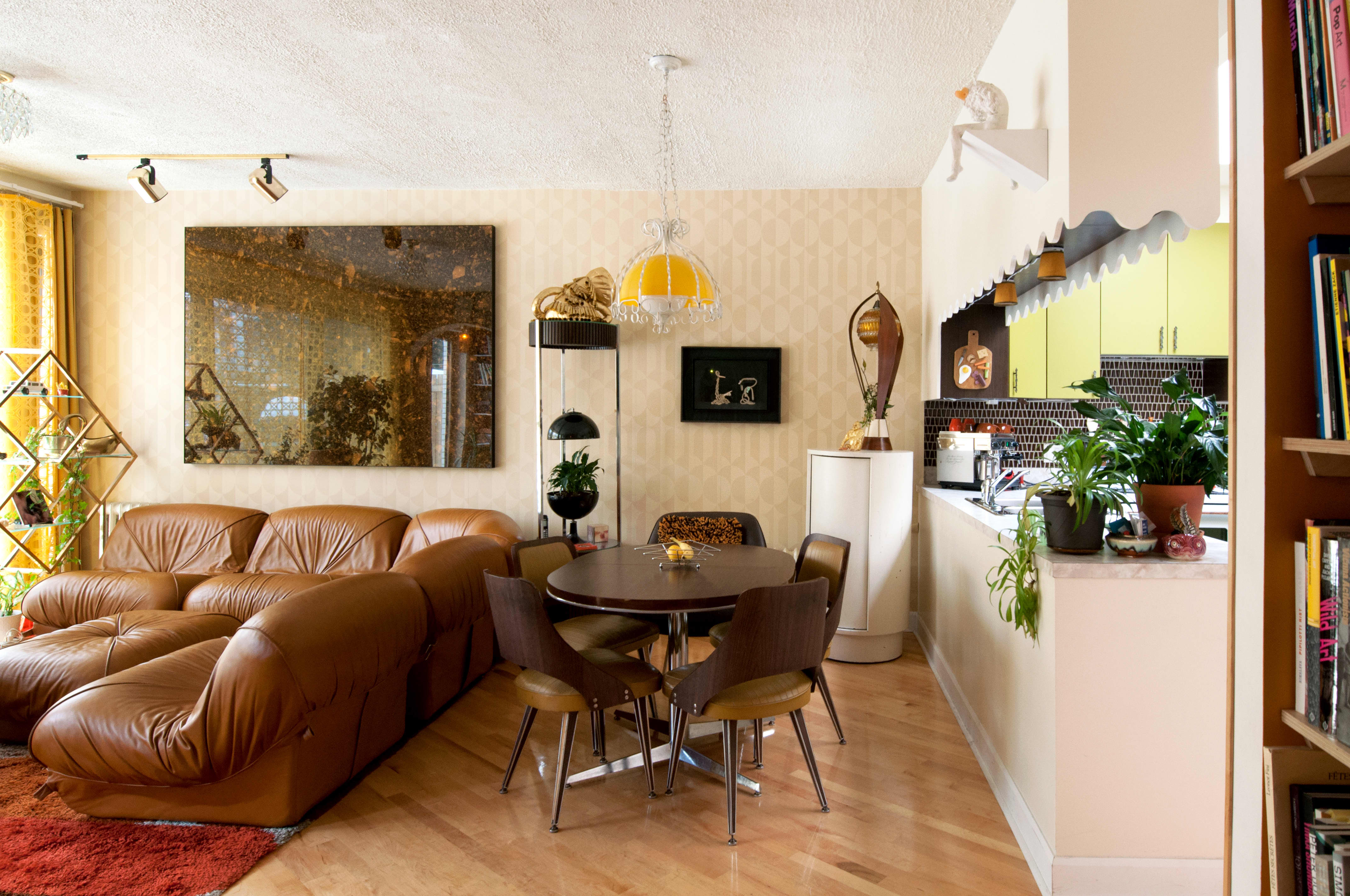 80s Style Living Room