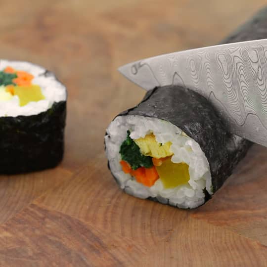 How to Cook Yummy Korean Seaweed Rice Rolls - Find Healthy Recipes