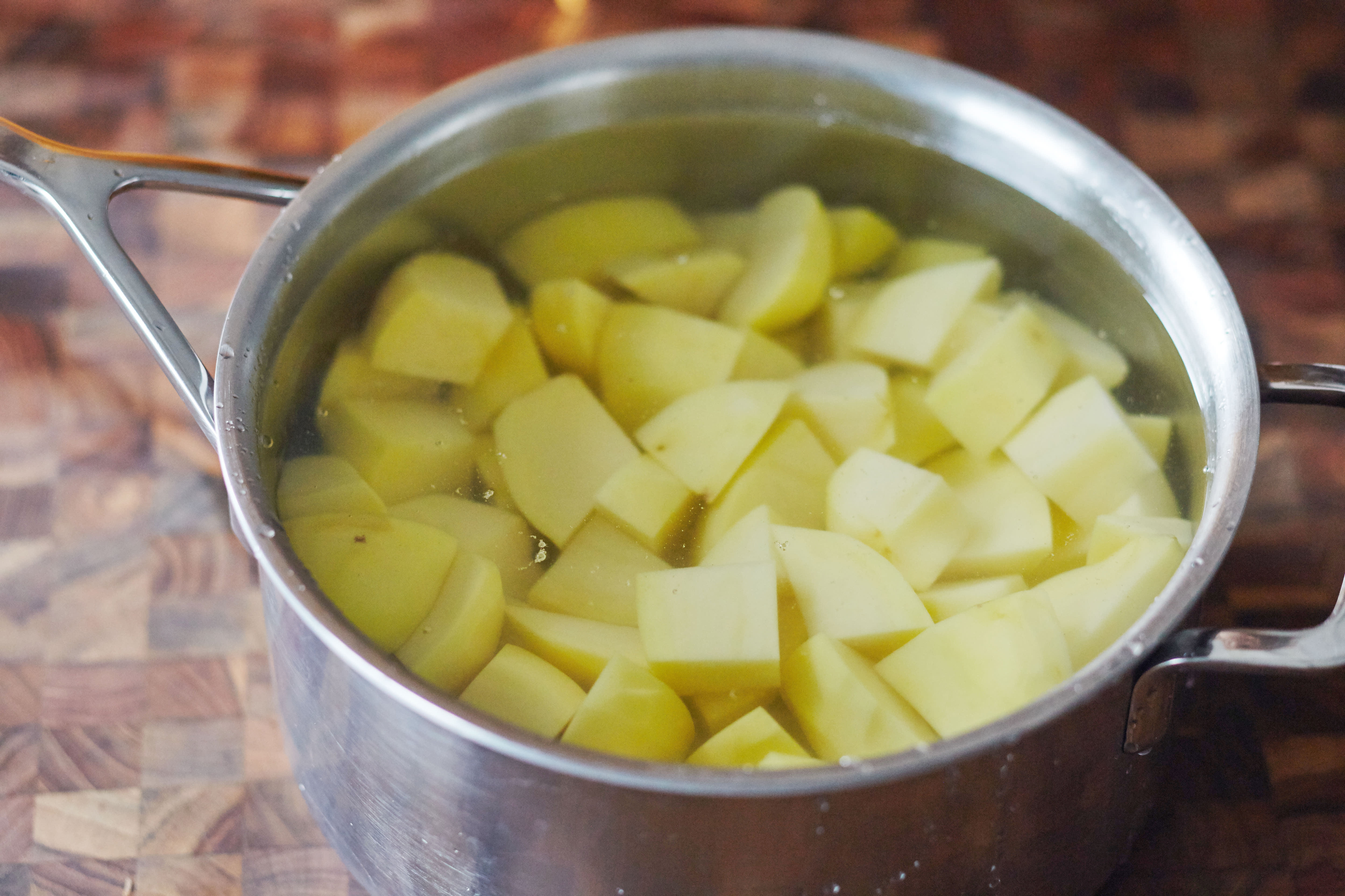 How To Make Pommes Aligot (Cheesy Whipped Potatoes) | Kitchn