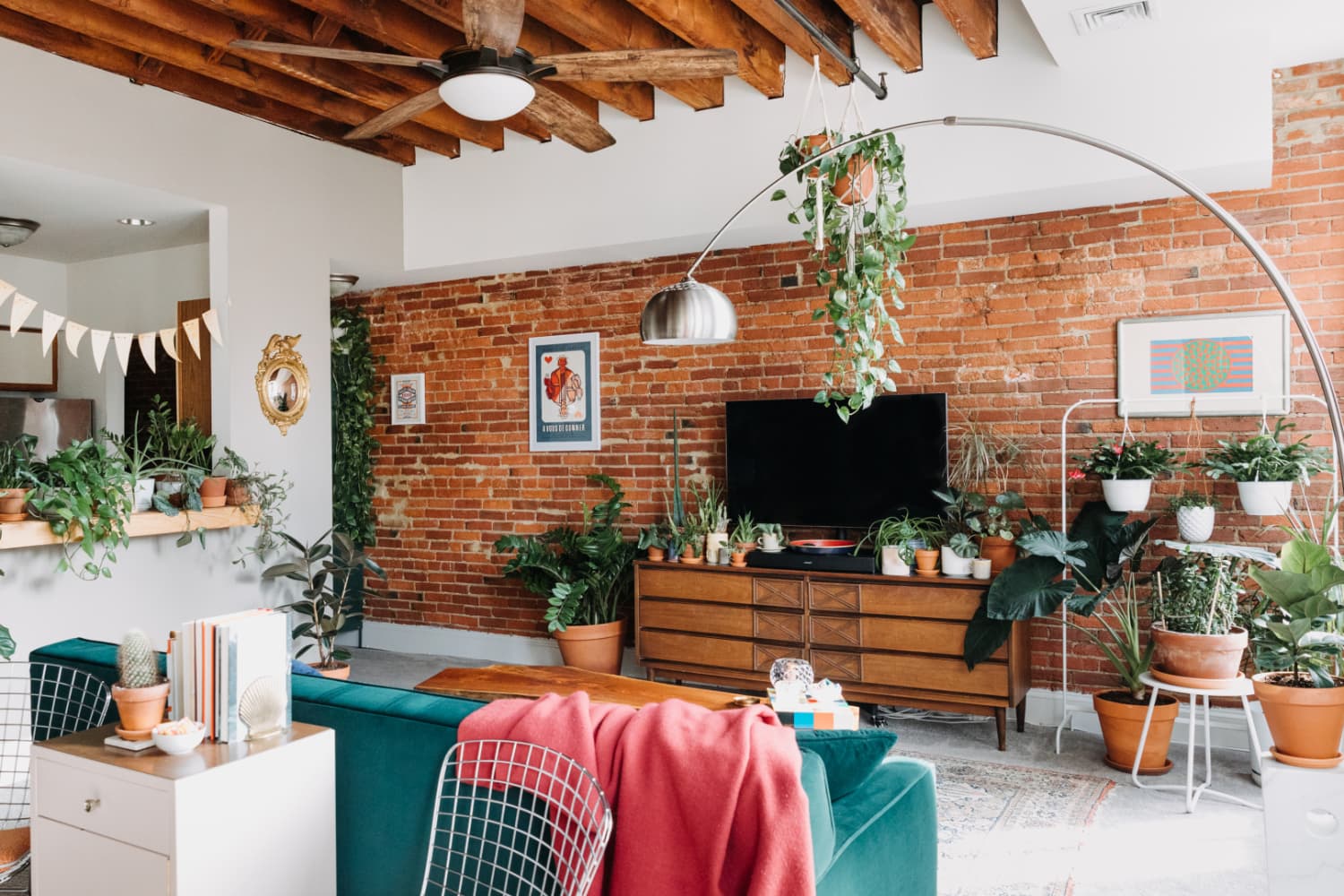 Make Your Home Shine in Just 14 Days with Our (Free!) Decluttering Cure ...