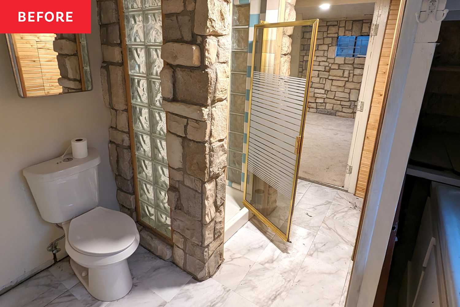 This Very 1990s Bathroom Gets a Victorian-Inspired Makeover | Apartment ...