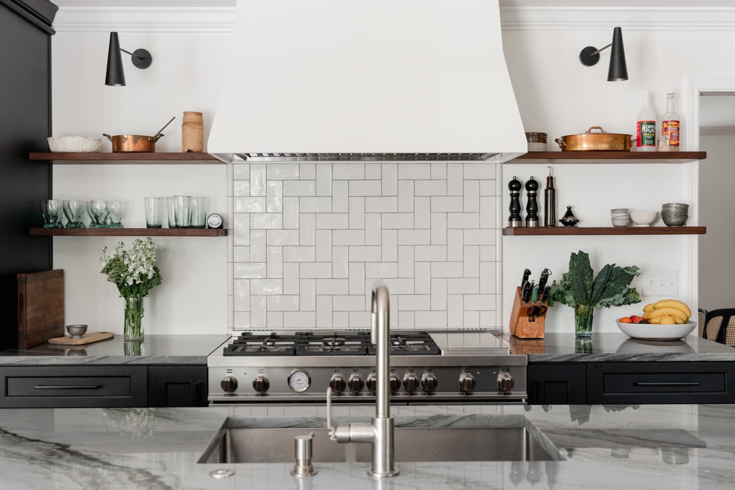 Cella's Turntables Are the Most Stylish Storage Solution | Apartment ...