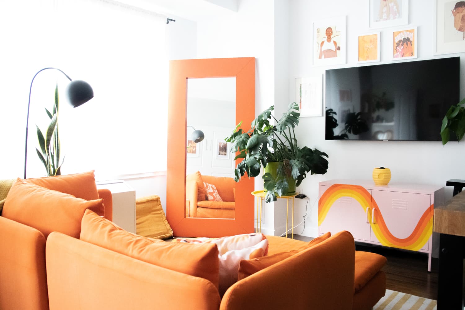 Five Below’s Viral Wavy LED Mirror Is So Cool | Apartment Therapy