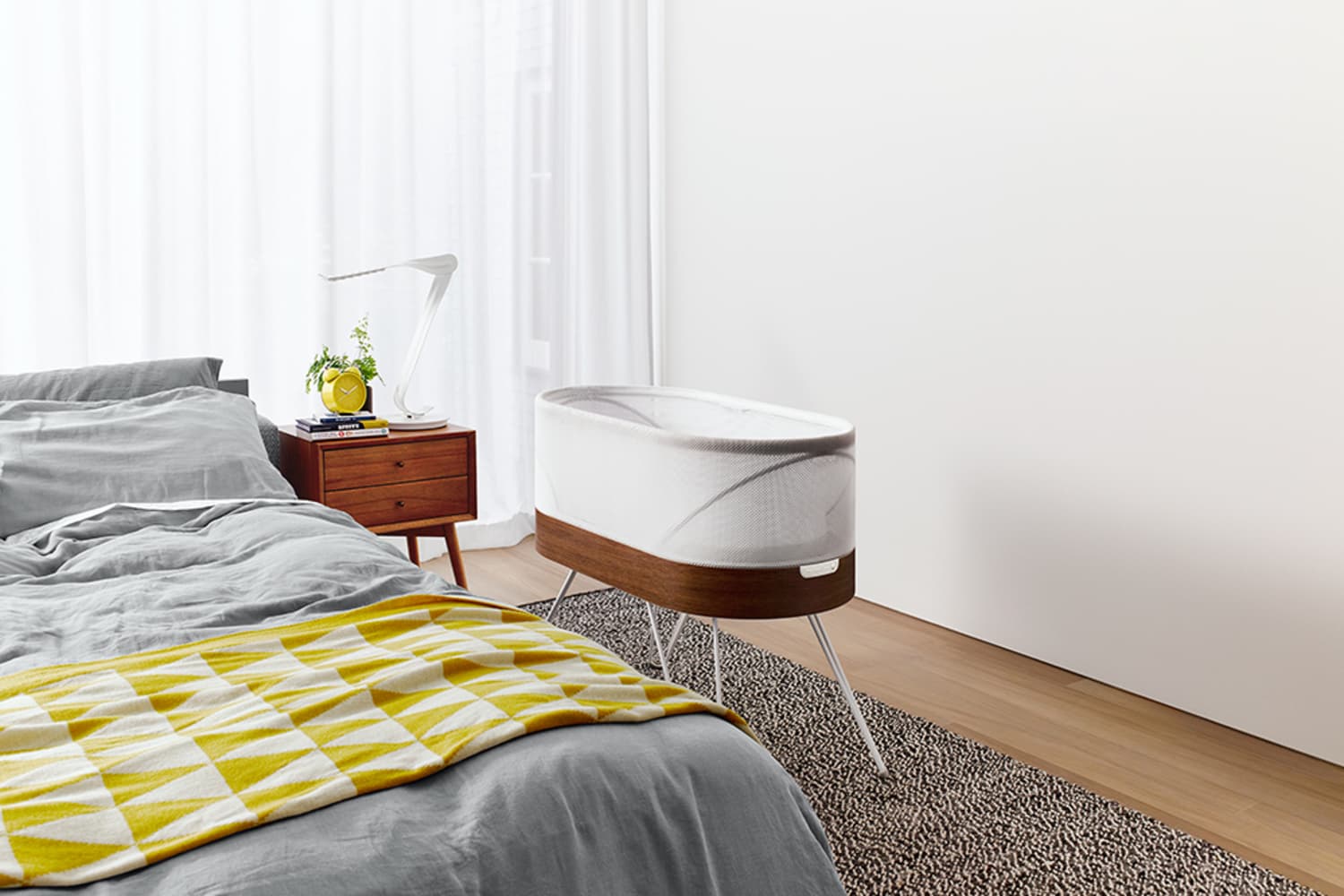 I Bought the SNOO Bassinet, and Here’s My Honest Review | Cubby