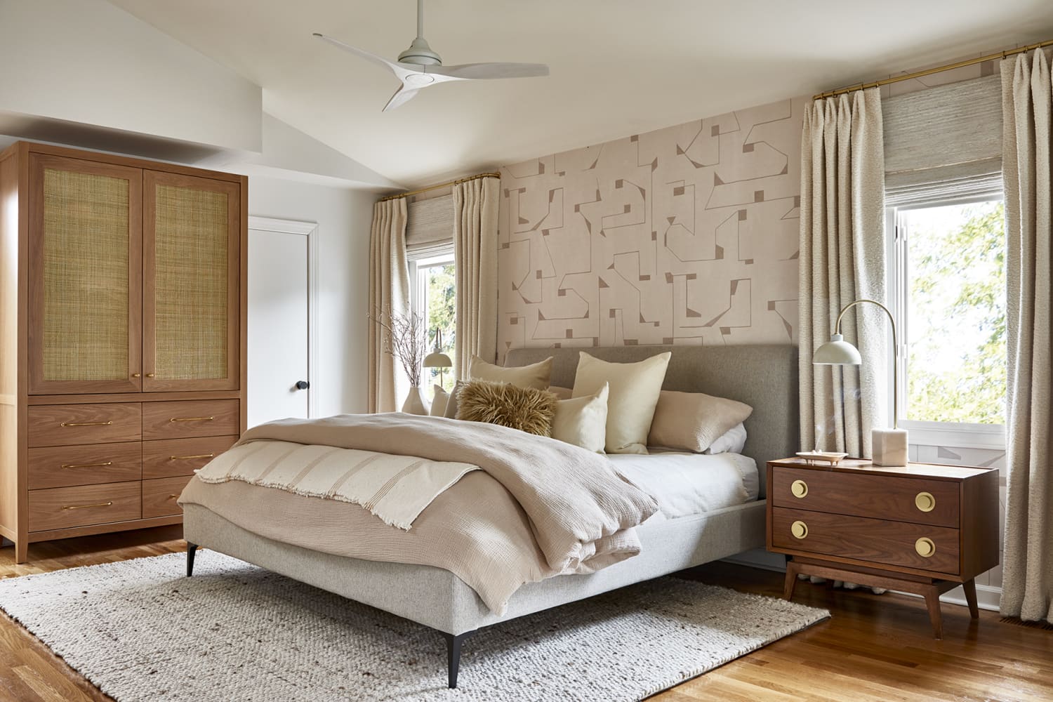 The 3 Best Bedroom Paint Colors, According to Designers | The Kitchn
