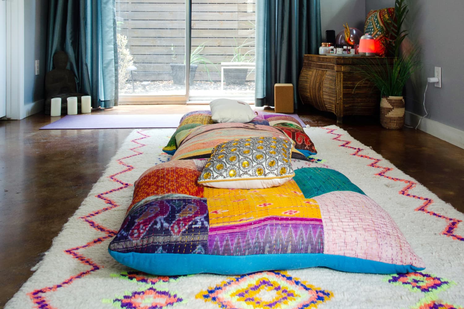 Zen Den Trend - How to Design a DIY Zen Den for Rest, Relaxation, and ...