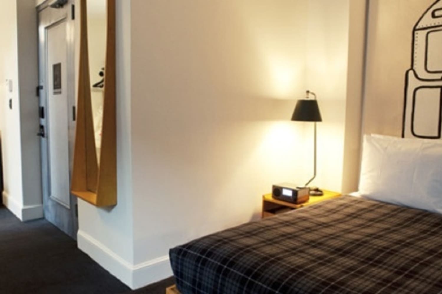 How to Get a Hotel Upgrade, According to Hotel Owners and Travel ...