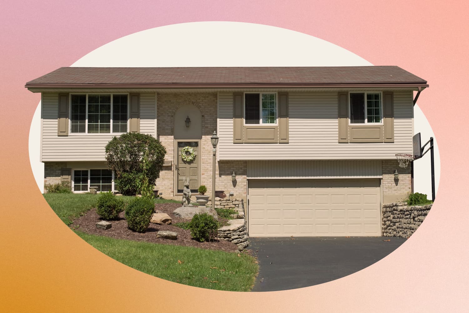 Split-Level Homes Are Perfect and I Will Die On This Hill | Apartment ...