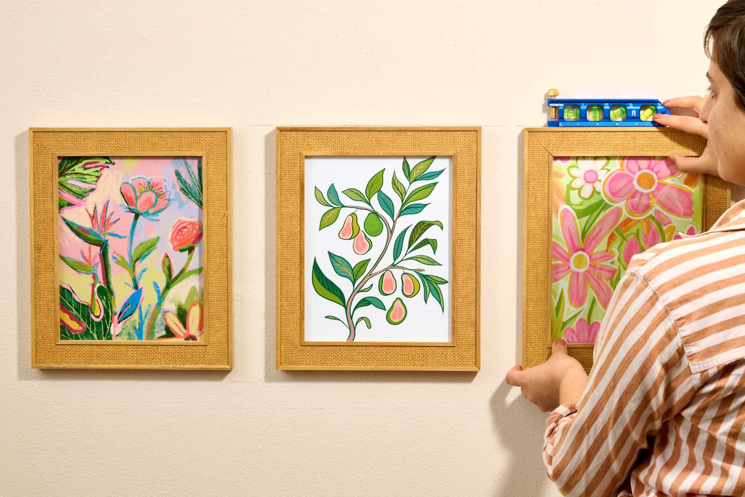 How to Use a Level for Beginners: Everything You Need to Know ...