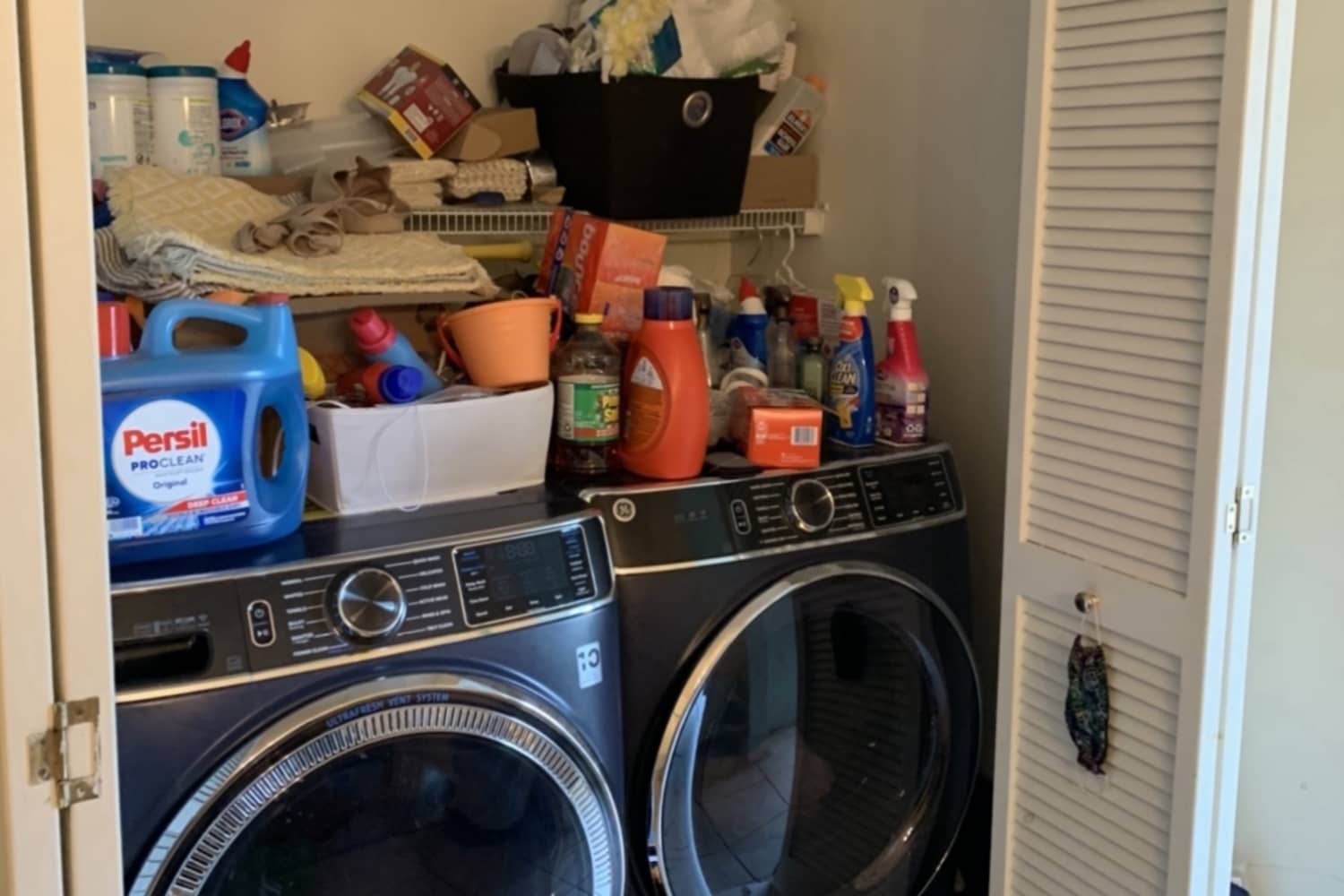 Laundry Room Redo - Cluttered Laundry Room Before and After | Apartment ...
