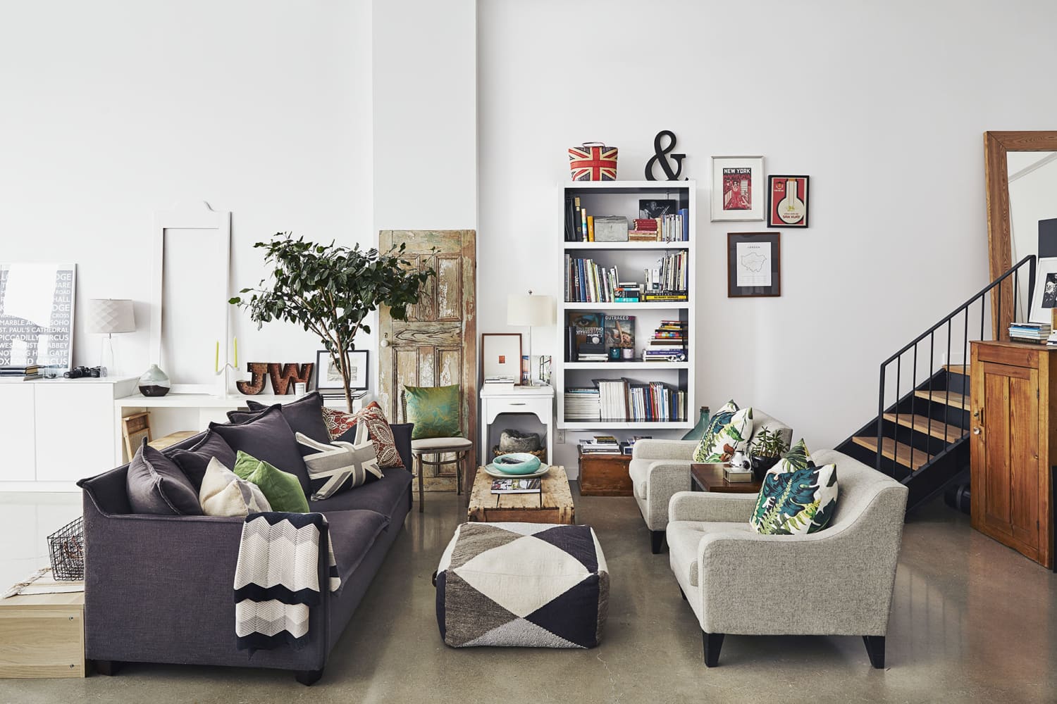 "Dump Zones" Are The Key to a Clutter-Free Home | Apartment Therapy