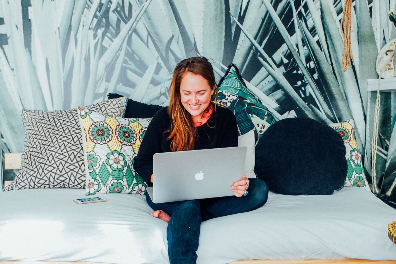 Zoom meeting tips from an interior designer | Apartment Therapy