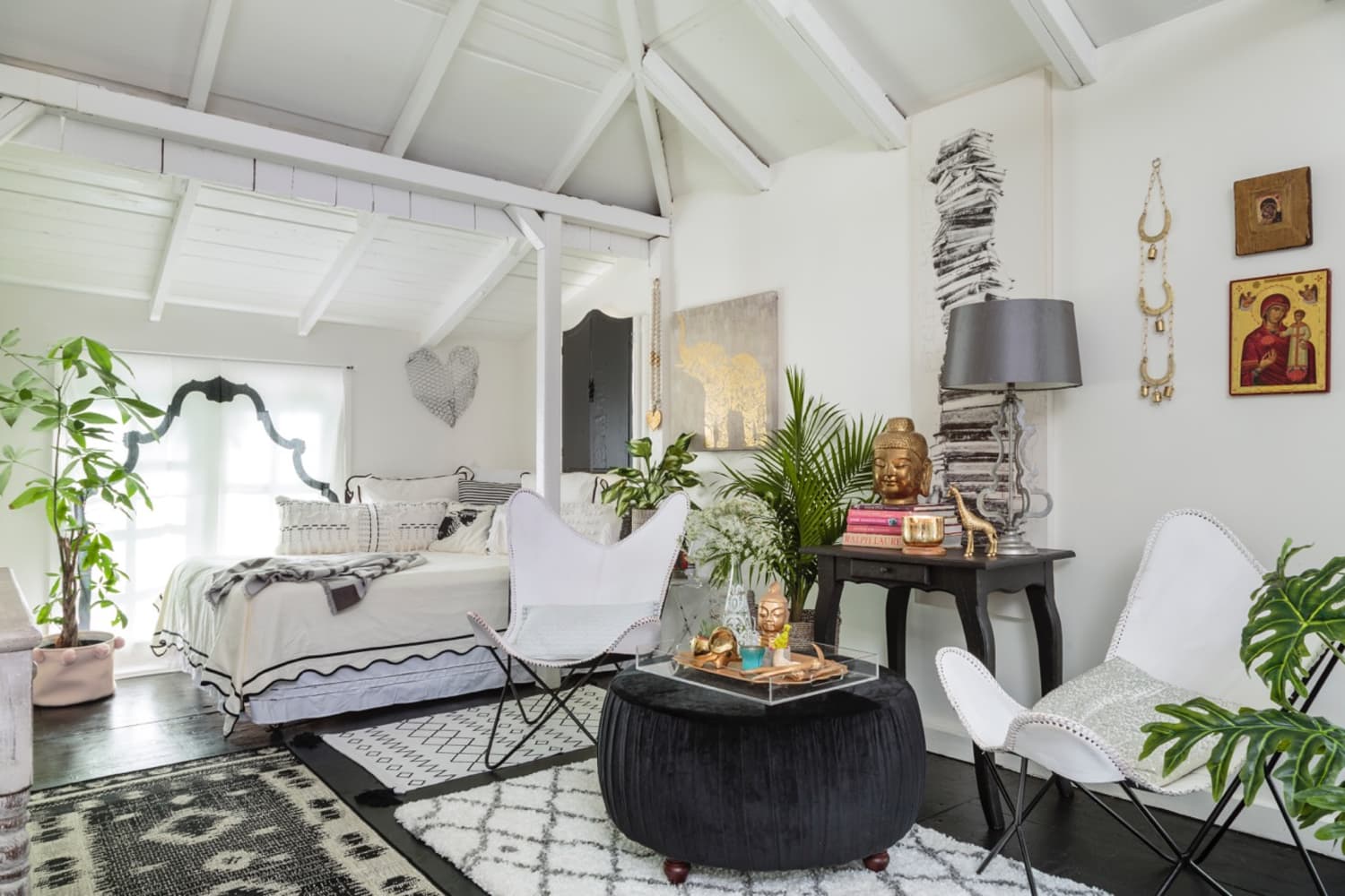 Guesthouse Garage Bohemian Farmhouse Tour | Apartment Therapy