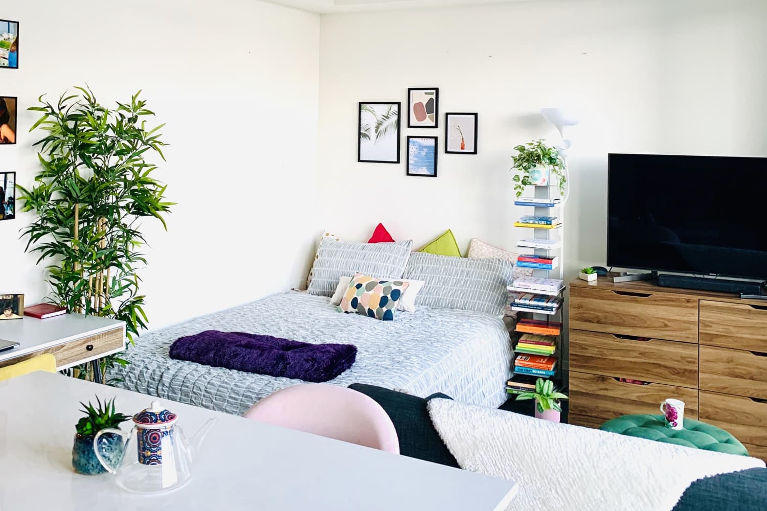 350-Square-Foot Toronto Studio Apartment | Apartment Therapy