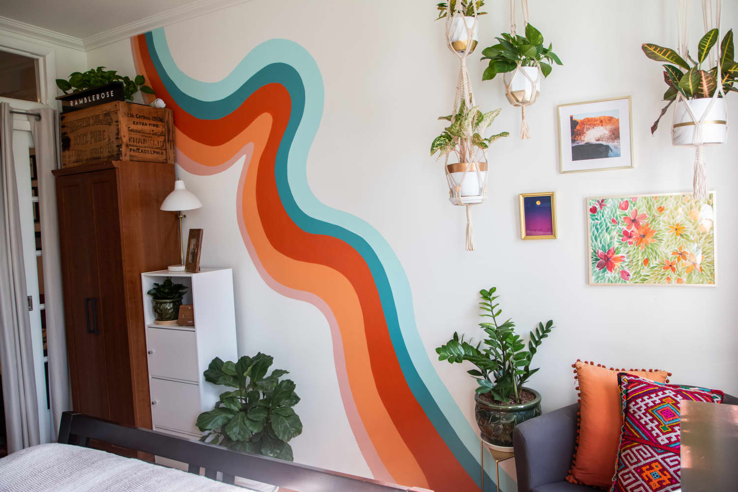 The Best Painted Arches and Murals From Apartment Therapy House Tours ...