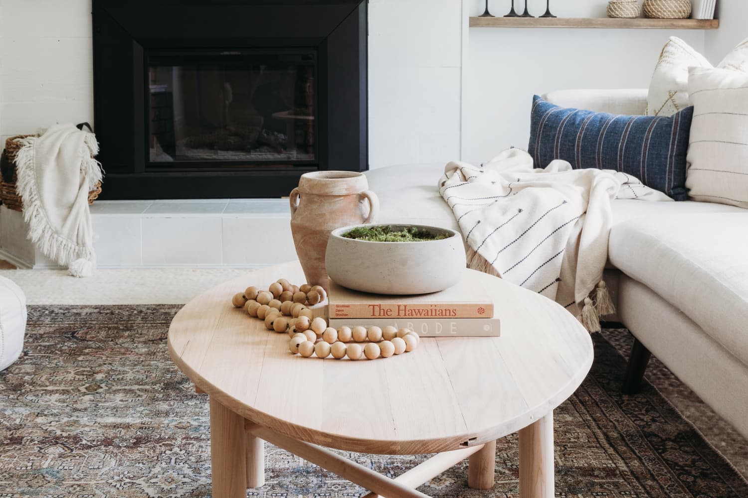 Designer Jessica-Sara Morris Rental Home Tour Photos | Apartment Therapy