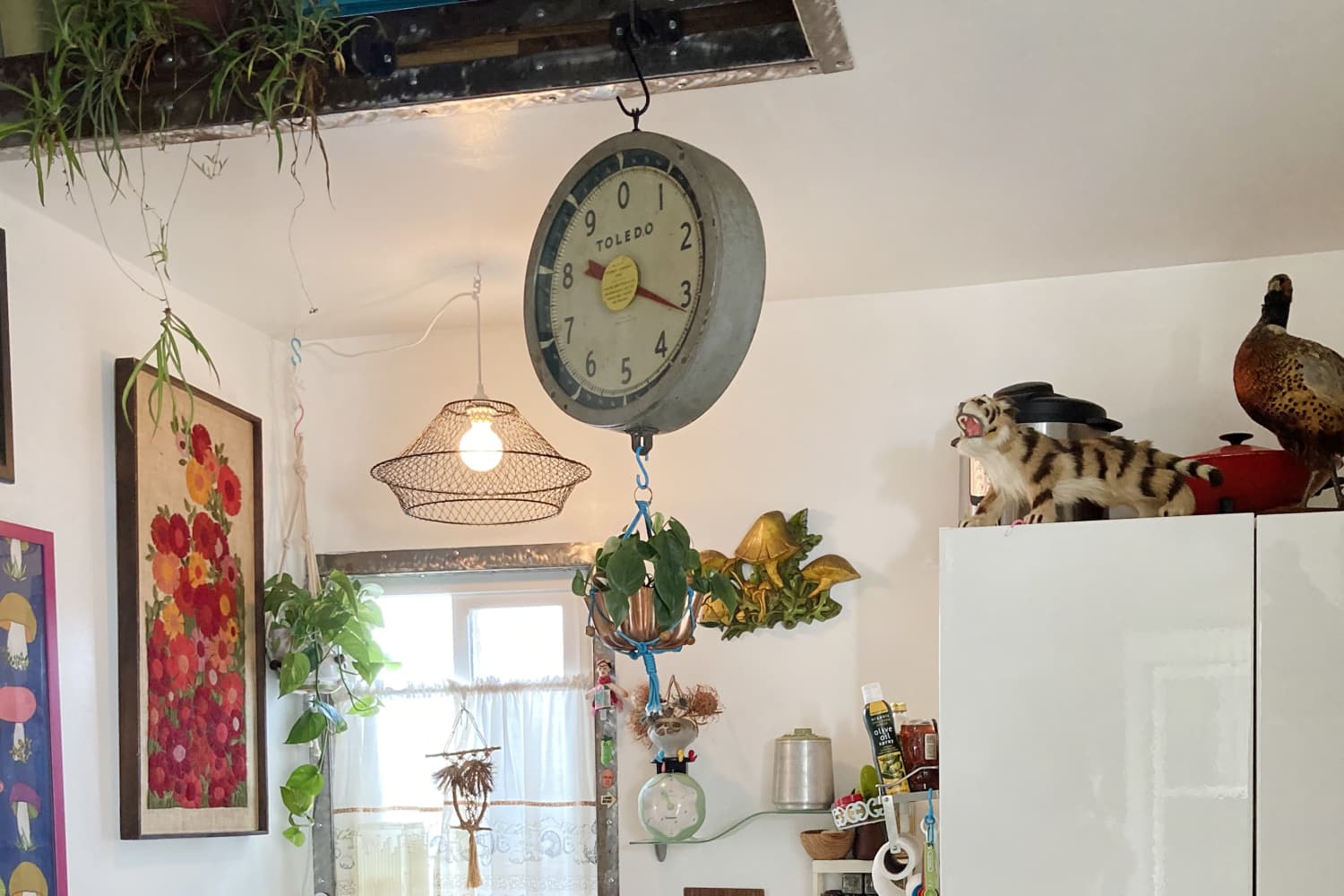 6 Brilliant Storage Ideas To Steal From This 210-Square-Foot Tiny House ...