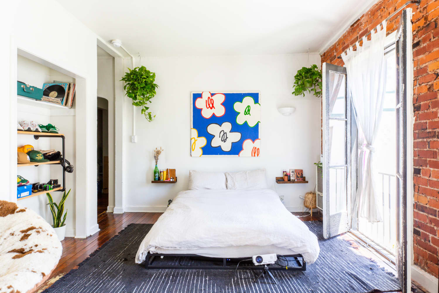 10 Ways to Create a Separate Bedroom in a Studio Apartment | Apartment ...
