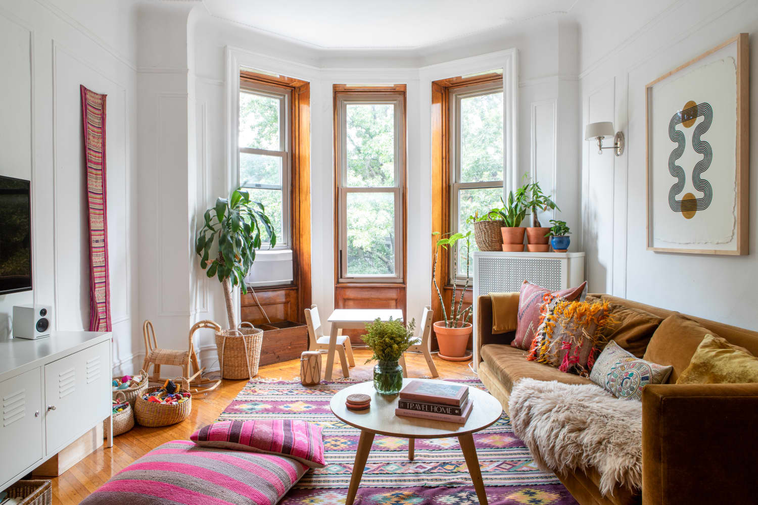 This Family’s Gorgeous Brownstone Is Full of Calming Textiles | Cubby