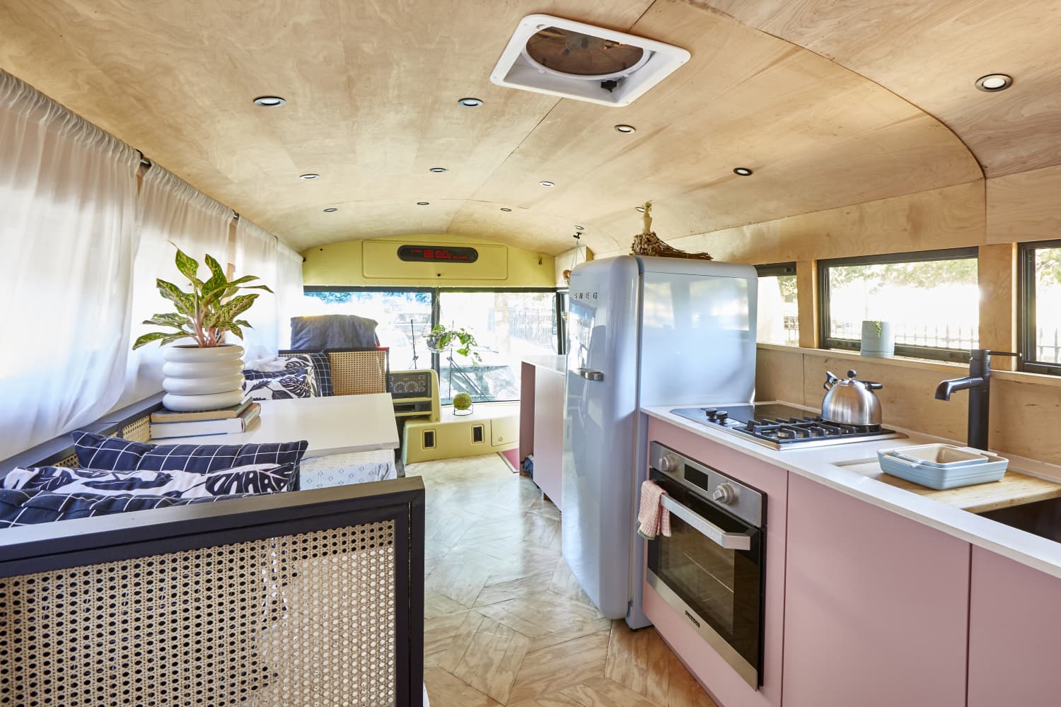 280-Square-Foot Skoolie Converted School Bus Tour Photos | Apartment ...