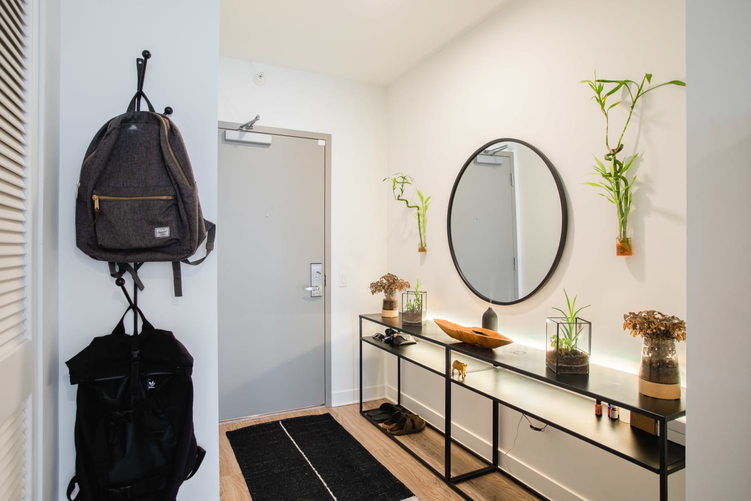 How to Set Up a Home Landing Strip to Help with Clutter | Apartment Therapy