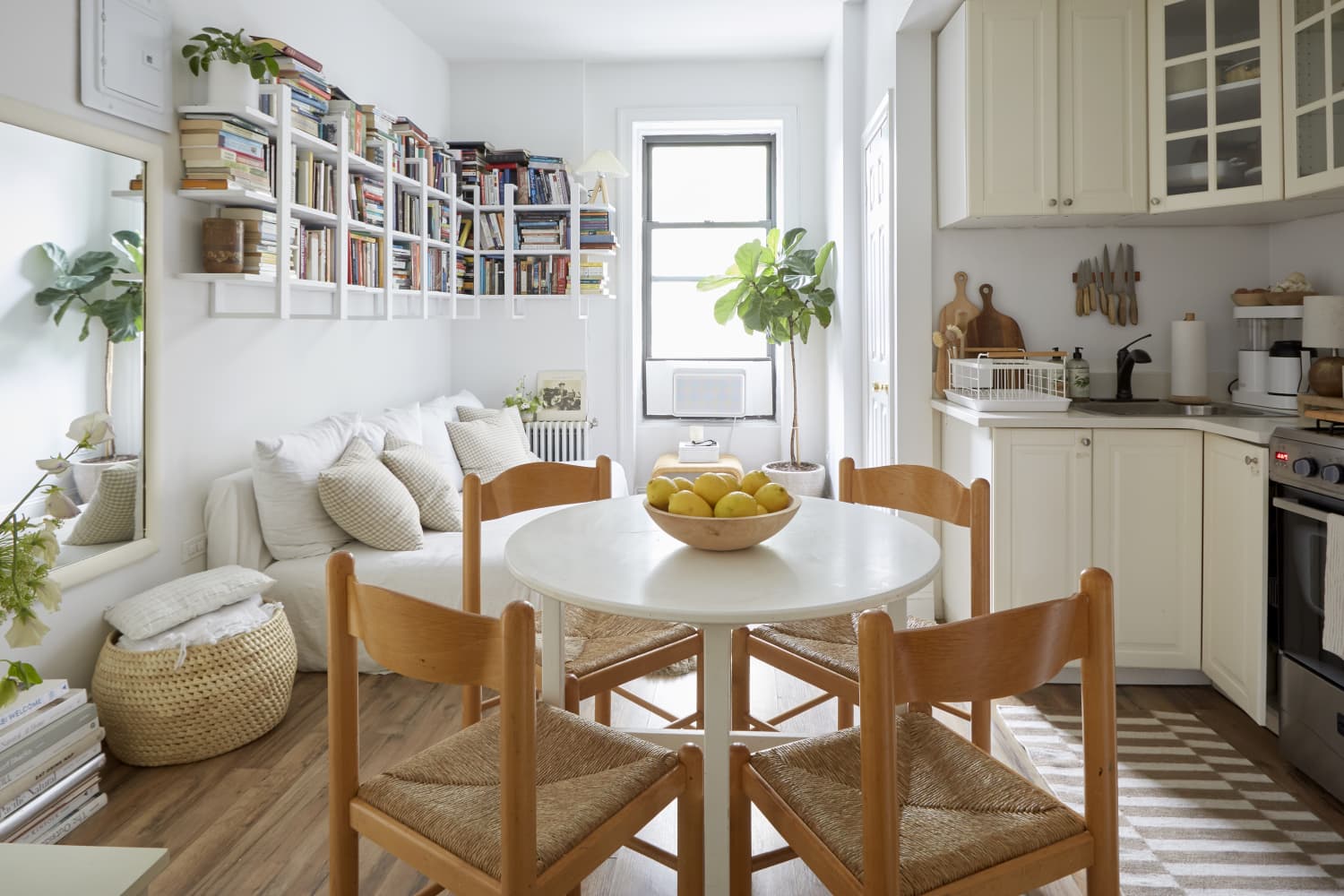 Family of Five in a 600-Square-Foot NYC Rental Apartment | Apartment ...