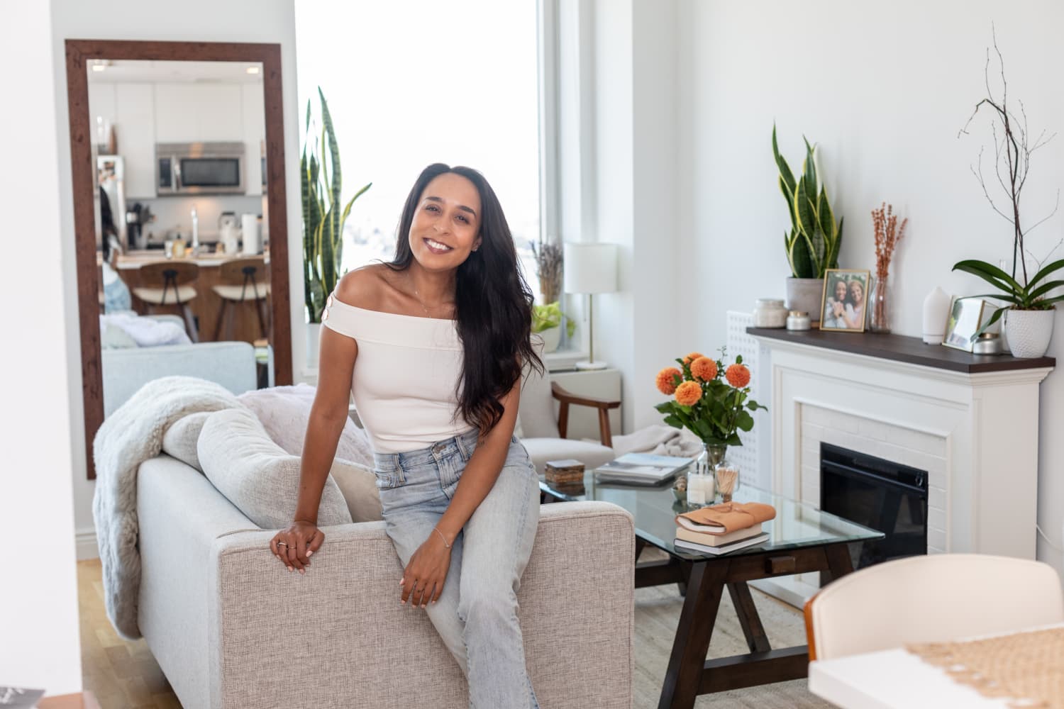 Minimal Style 500-Square-Foot NYC Studio | Apartment Therapy