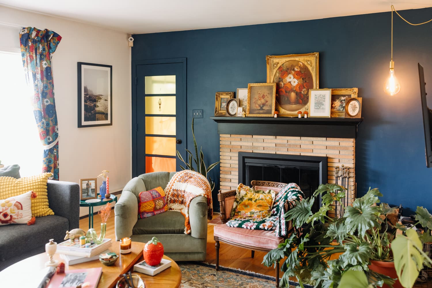 The Dirt Devil Scorpion Plus Handheld Vacuum is Great for Small Spaces ...