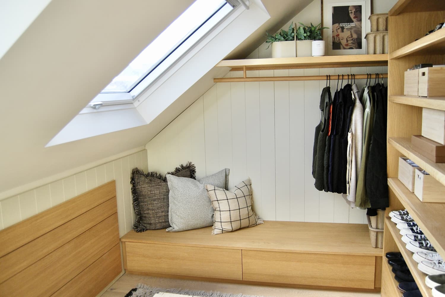 This Sneaky Built-In Storage Hack Creates Unexpected Space | Apartment ...