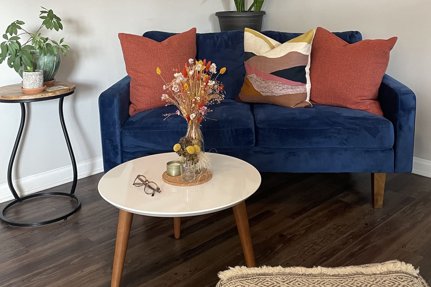 Tour a Small Atlanta Studio With a Clever Room Divider Idea | Apartment ...