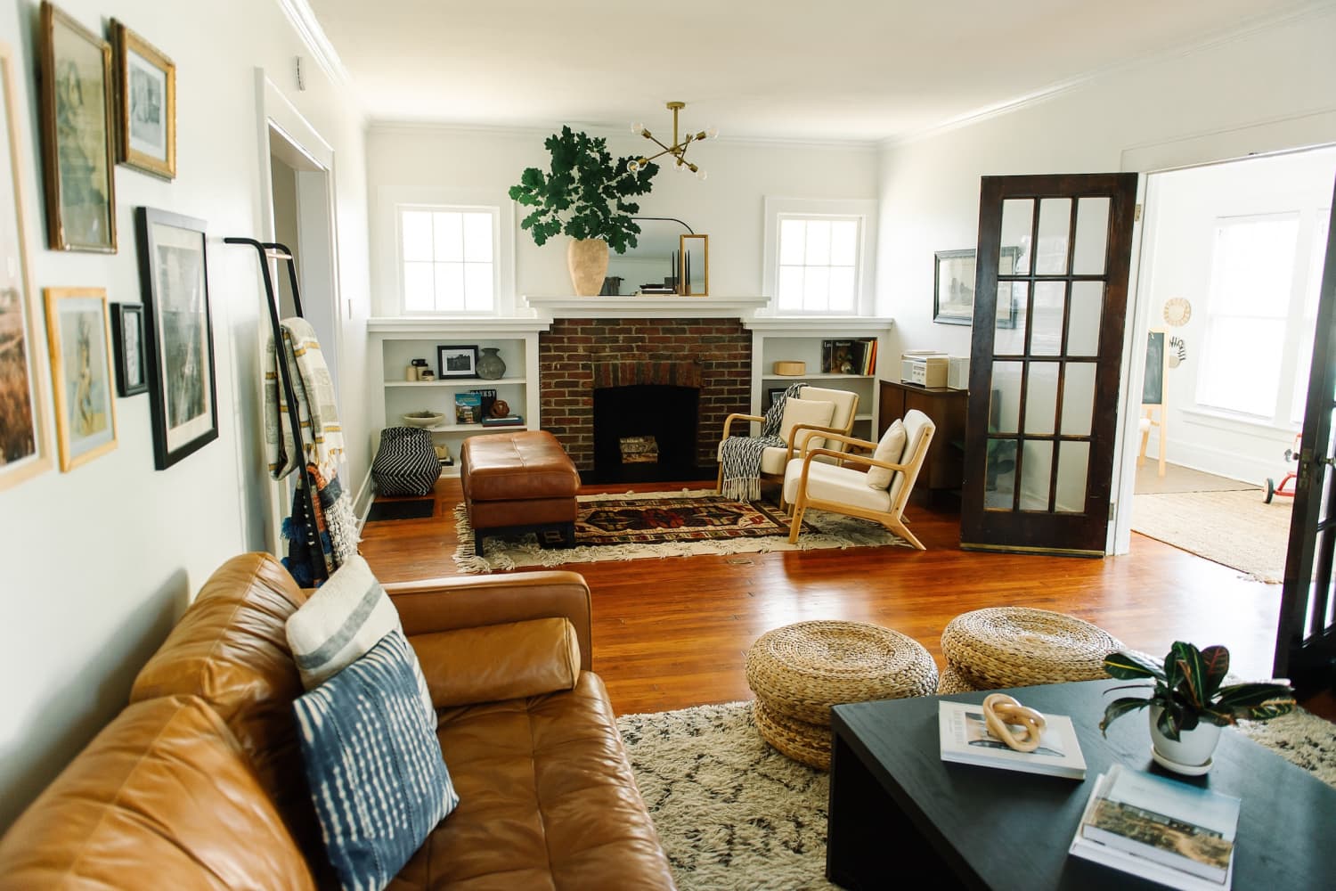 See How First-Time Homeowners Reinvigorated a 1930s Colonial ...