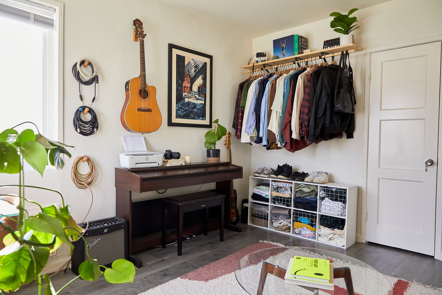 This Easy Cable Organizer Hack Is So Good, I'm Copying It ASAP ...