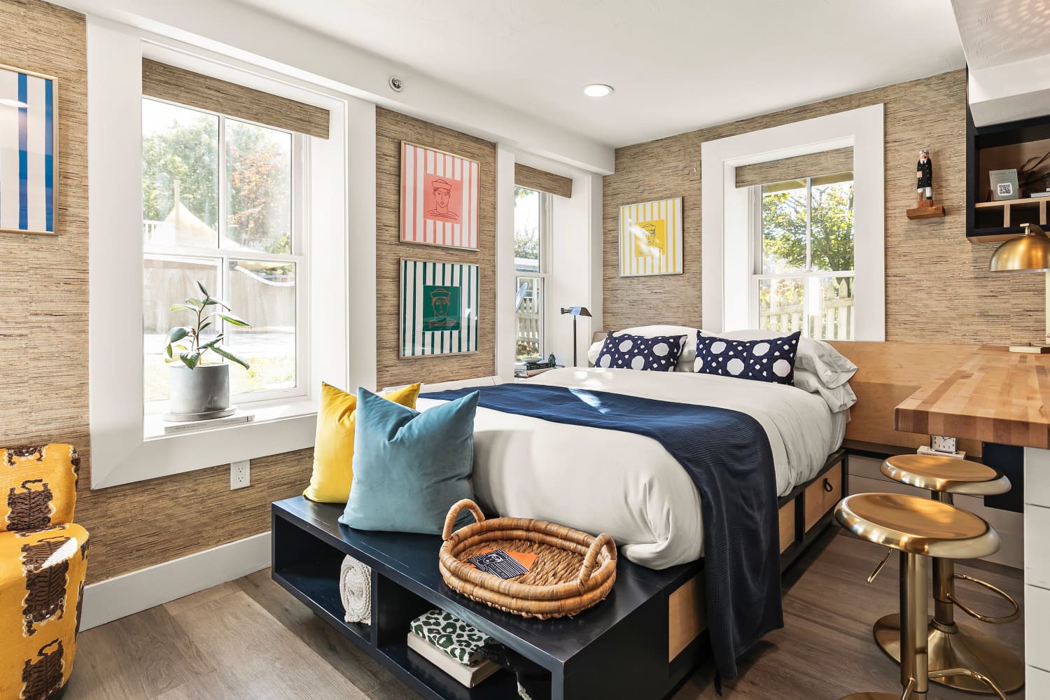 See Inside a 300-Square-Foot Provincetown Studio Apartment | Apartment ...
