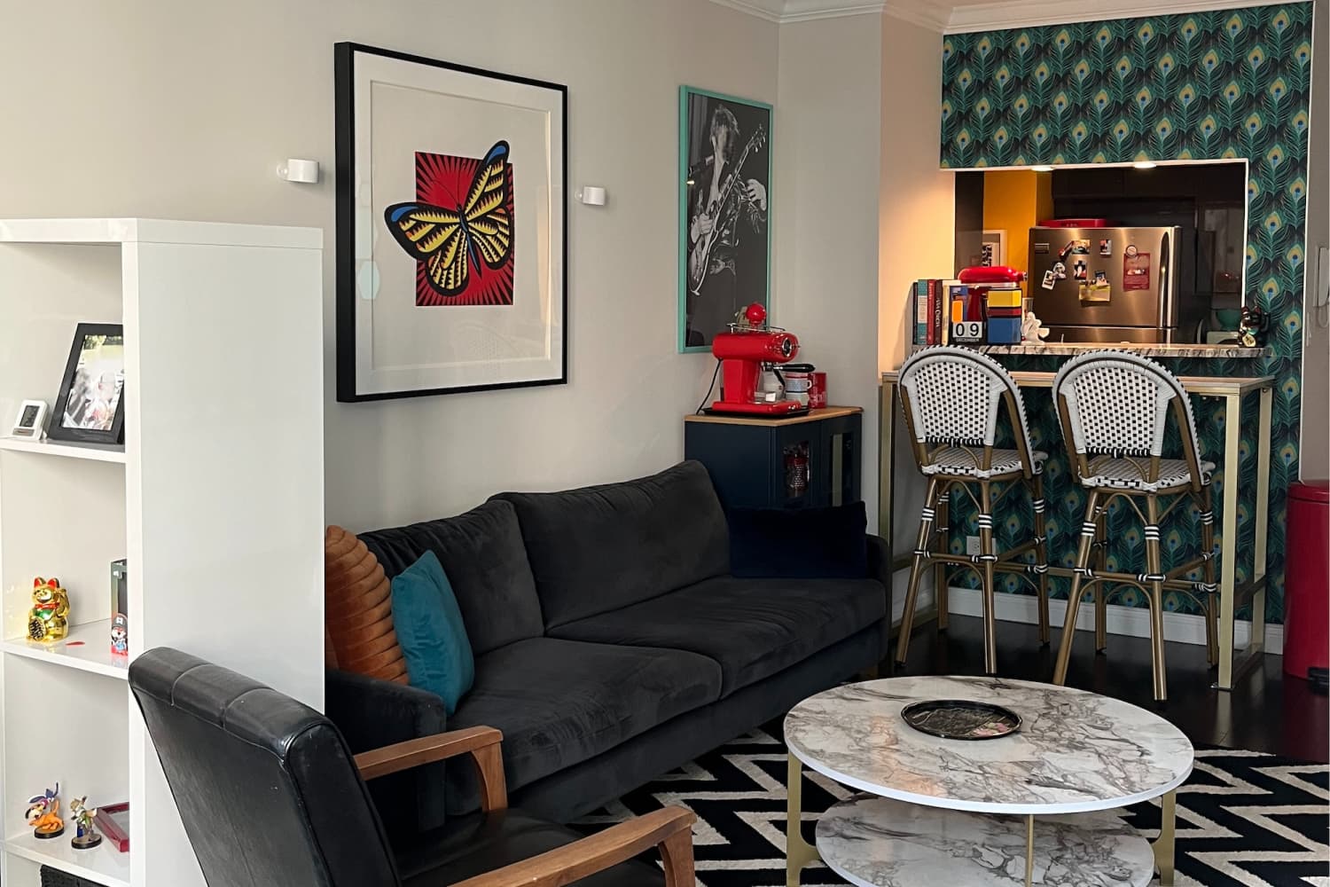 See Inside a Small NYC Co-op Cleverly Divided into Zones | Apartment ...