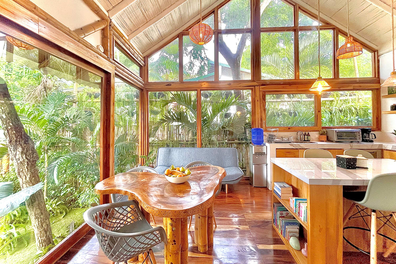 See Inside a Treehouse-Like Cabin in Ecuador | Apartment Therapy